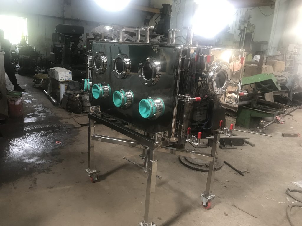 Best Reactor Charging-Glove Boxes in noida